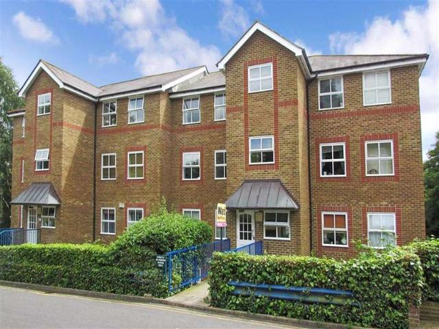 2 Bedroom Apartment Flat