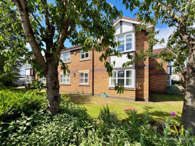 2 Bedroom Apartment Flat