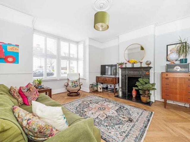 2 Bedroom Apartment Flat