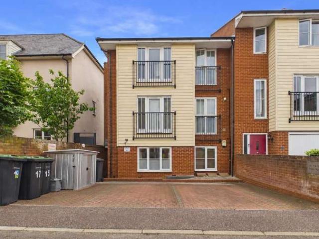 2 Bedroom Apartment Flat