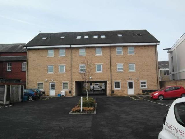 2 Bedroom Apartment Flat