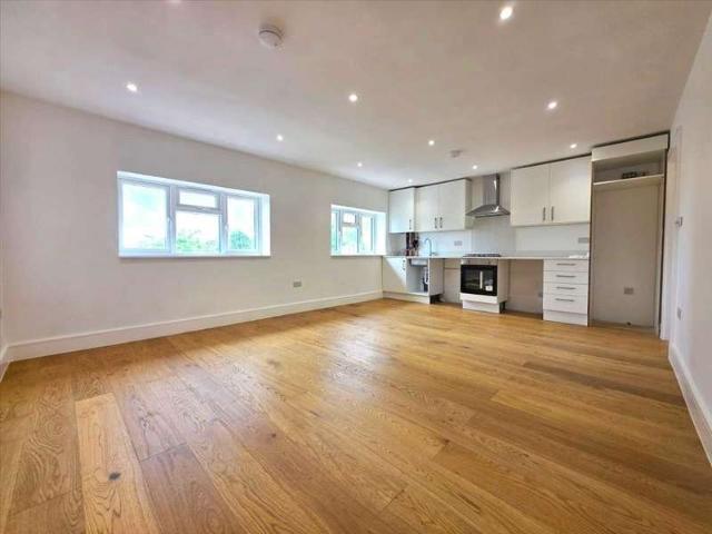 2 Bedroom Apartment Flat