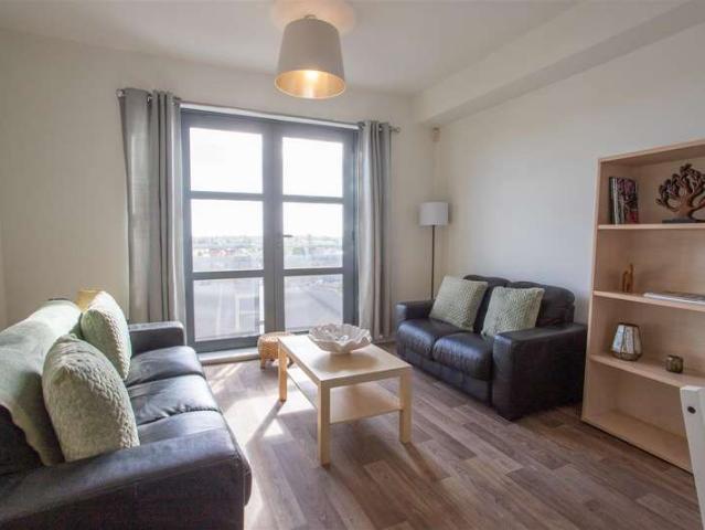 2 Bedroom Apartment Flat
