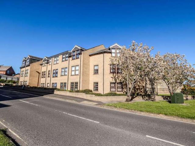 2 Bedroom Apartment Flat