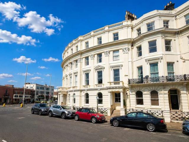 2 Bedroom Apartment Flat