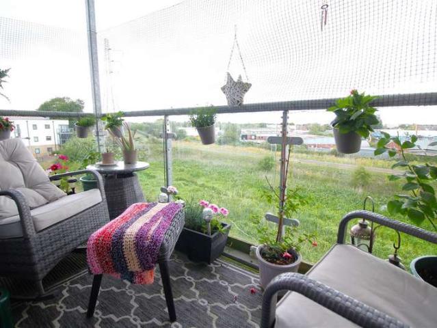 2 Bedroom Apartment Flat