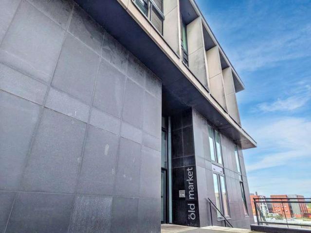2 Bedroom Apartment Flat