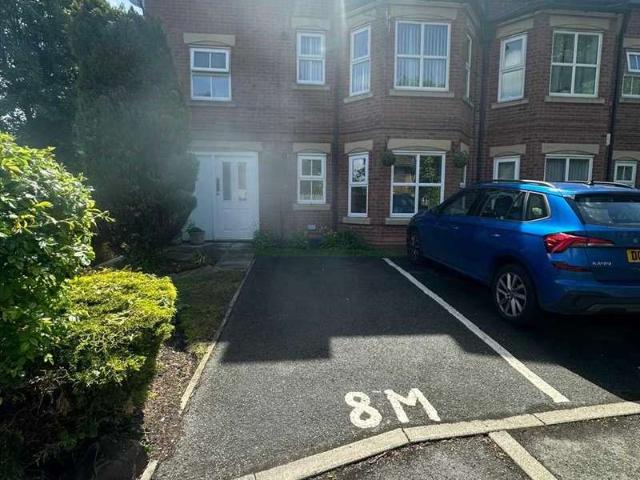 2 Bedroom Apartment Flat