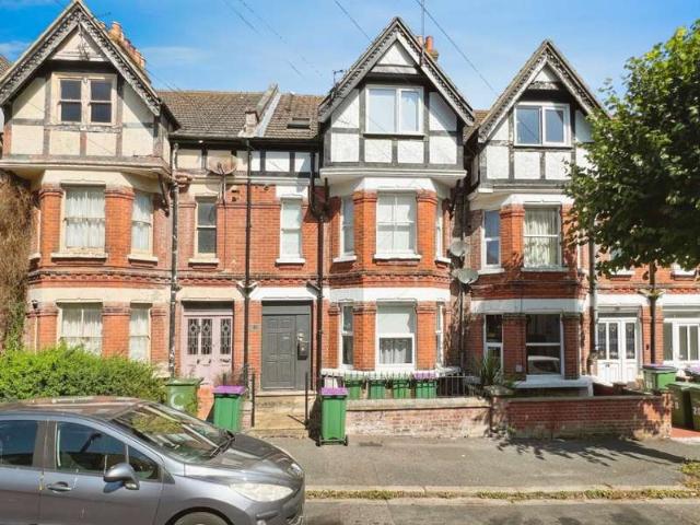 2 Bedroom Apartment Flat
