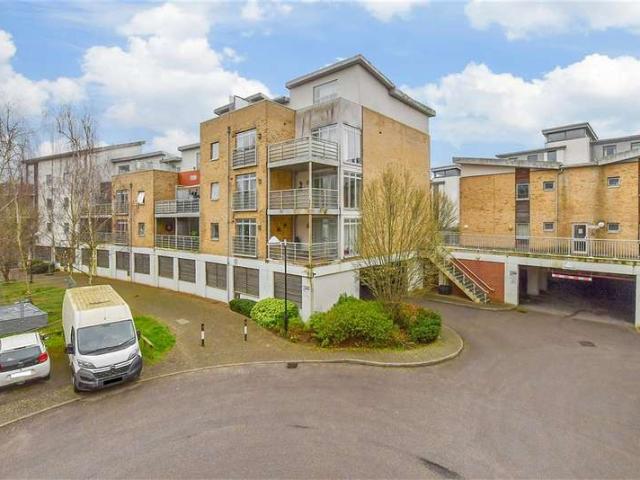 2 Bedroom Apartment Flat
