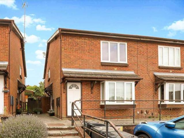 2 Bedroom Apartment Flat