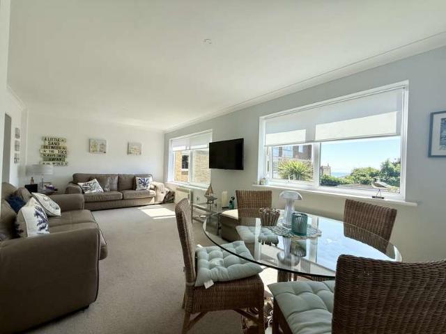 2 Bedroom Apartment Flat