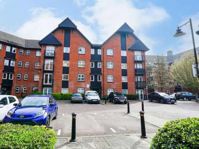 2 Bedroom Apartment Flat