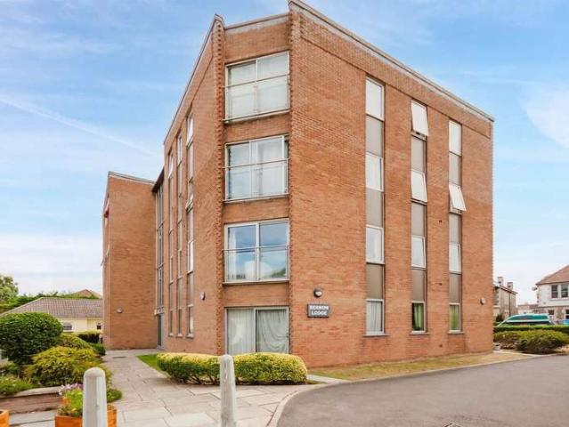 2 Bedroom Apartment Flat