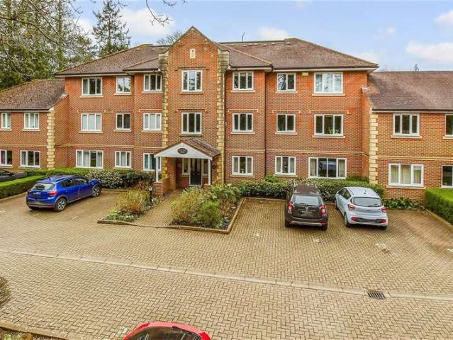 2 Bedroom Apartment Flat