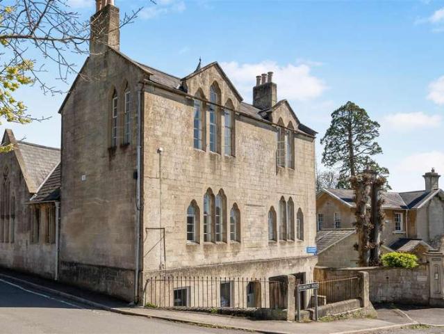 2 Bedroom Apartment Flat