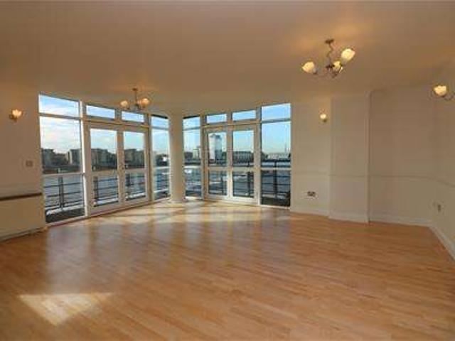 2 Bedroom Apartment Flat