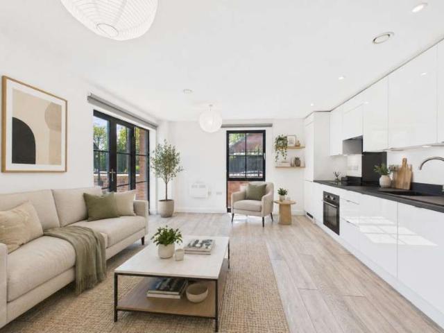 2 Bedroom Apartment Flat