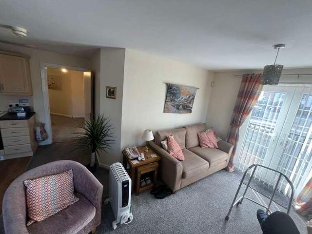 2 Bedroom Apartment Flat