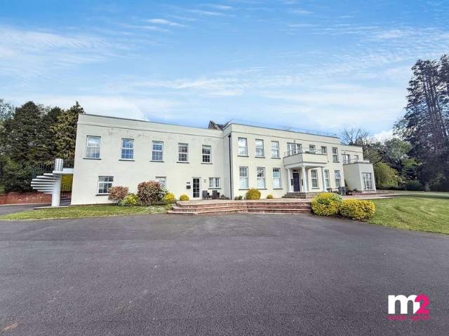 2 Bedroom Apartment Flat
