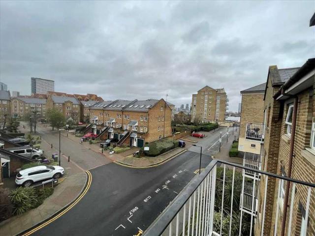 2 Bedroom Apartment Flat