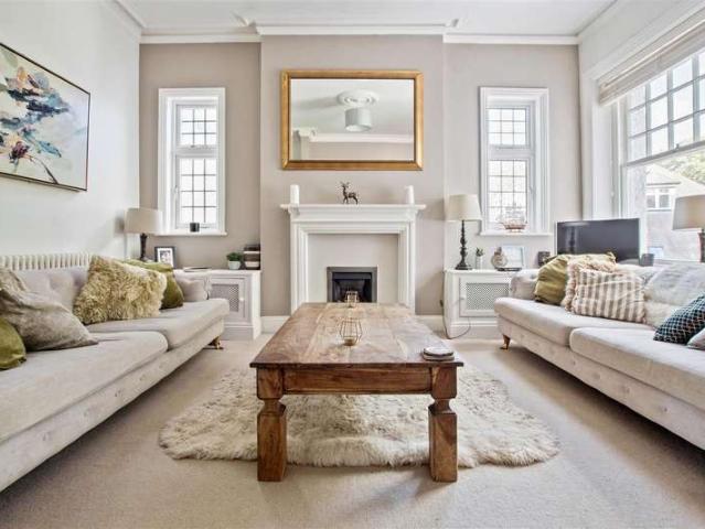 2 Bedroom Apartment Flat