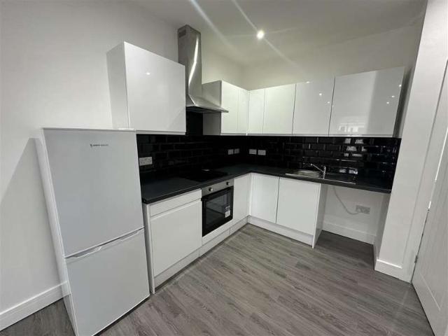 2 Bedroom Apartment Flat