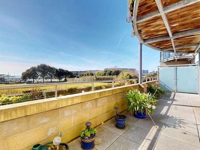 2 Bedroom Apartment Flat