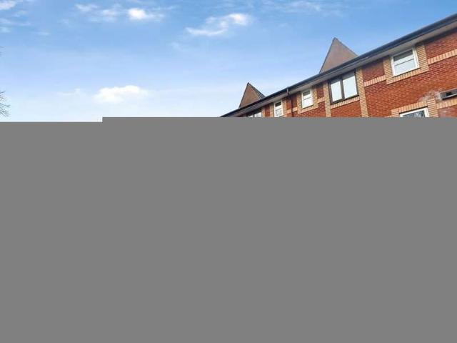 2 Bedroom Apartment Flat