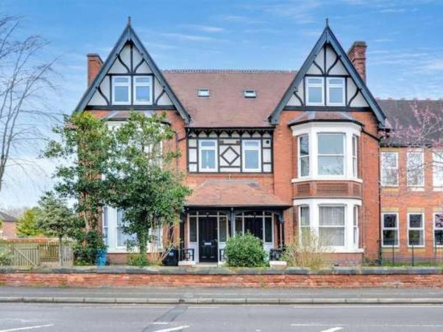 2 Bedroom Apartment Flat
