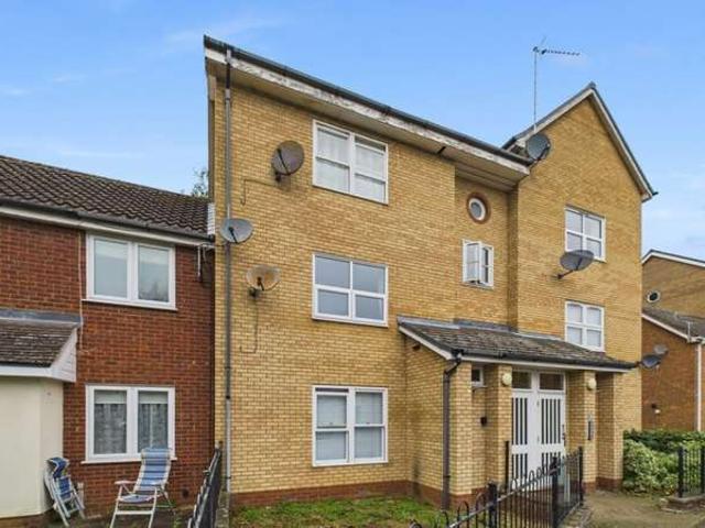 2 Bedroom Apartment Flat