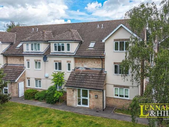 2 Bedroom Apartment Flat