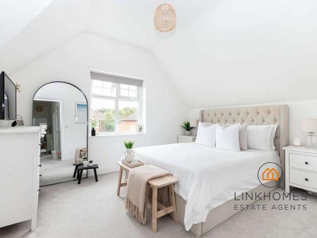 2 Bedroom Apartment Flat