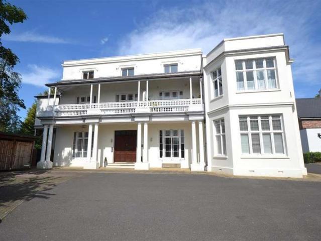 2 Bedroom Apartment Flat