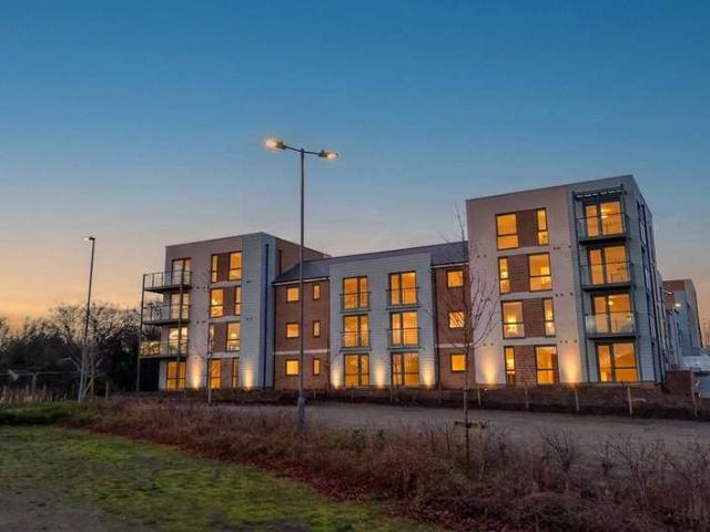 2 Bedroom Apartment Flat
