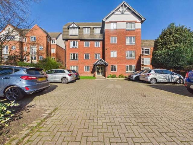 2 Bedroom Apartment Flat