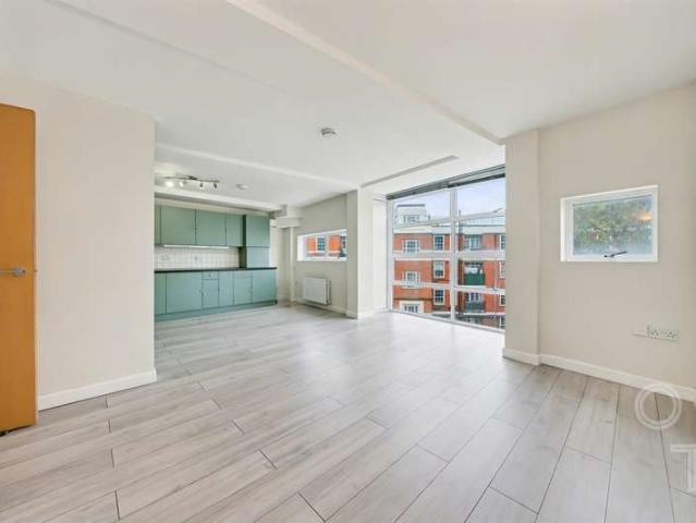 2 Bedroom Apartment Flat