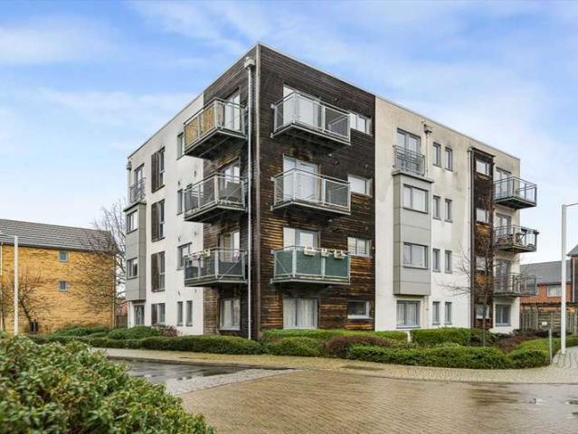 2 Bedroom Apartment Flat