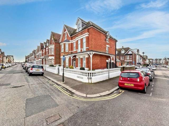 2 Bedroom Apartment Flat