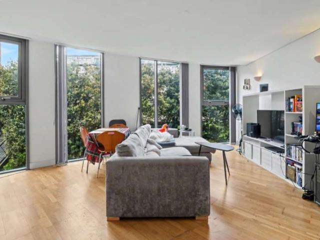 2 Bedroom Apartment Flat