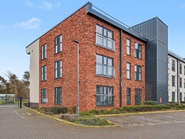 2 Bedroom Apartment Flat