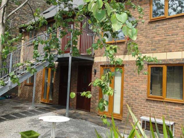2 Bedroom Apartment Flat