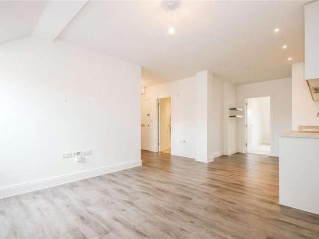 2 Bedroom Apartment Flat