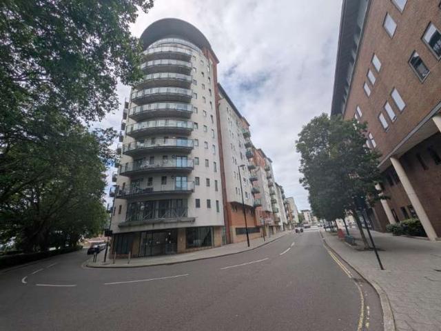 2 Bedroom Apartment Flat