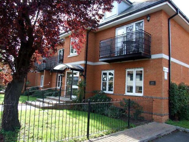 2 Bedroom Apartment Flat