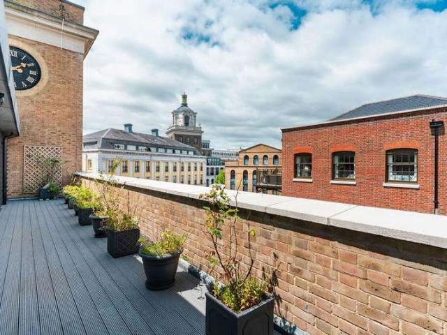 2 Bedroom Apartment Flat