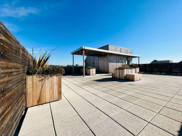 2 Bedroom Apartment Flat