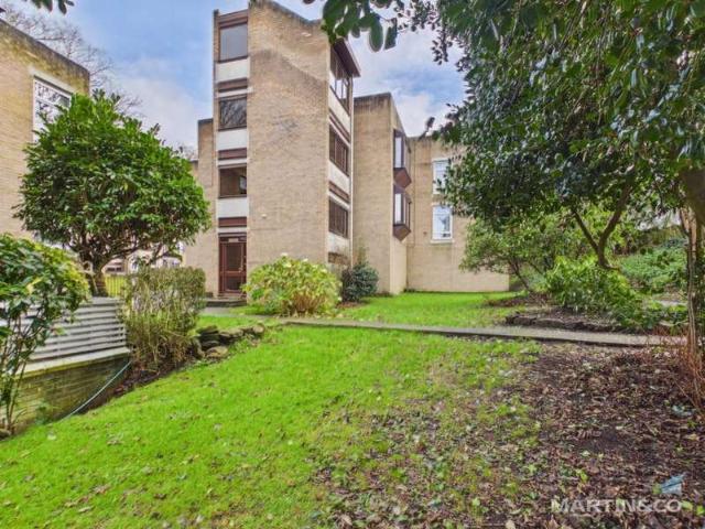2 Bedroom Apartment Flat