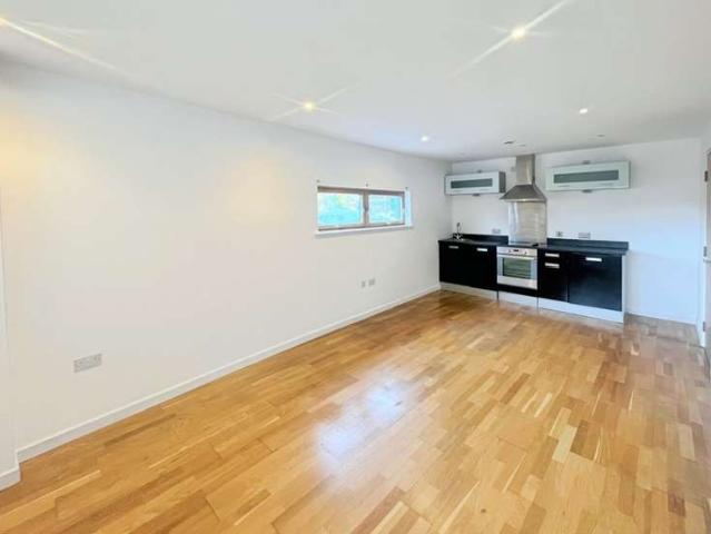 2 Bedroom Apartment Flat