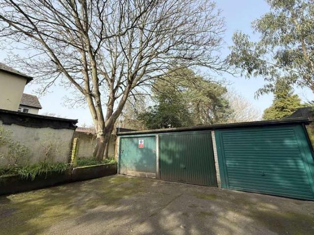 2 Bedroom Apartment Flat